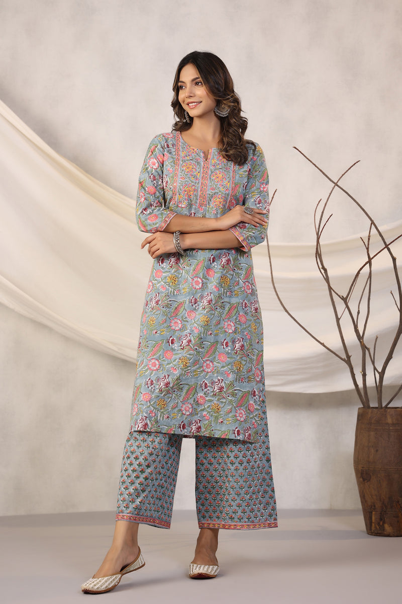 Buy Maheen Gulshan Bagh Round Neck Teal Block Printed Cotton Kurti ...