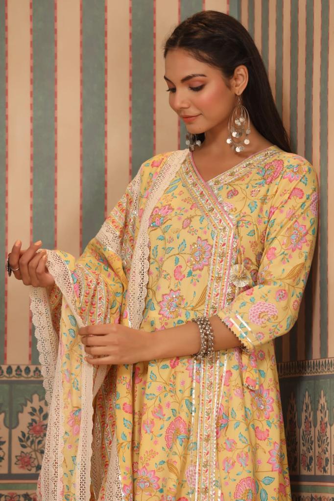Buy Nayab Mishti Yellow Floral Angrakha Kurta Set With Dupatta-Shahenaz ...
