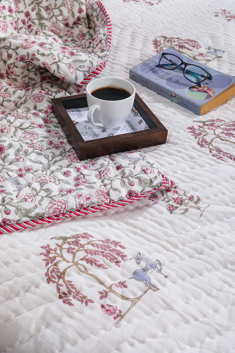 Buy quilts, quilts online, cotton quilts, quilts india, comforters and ...